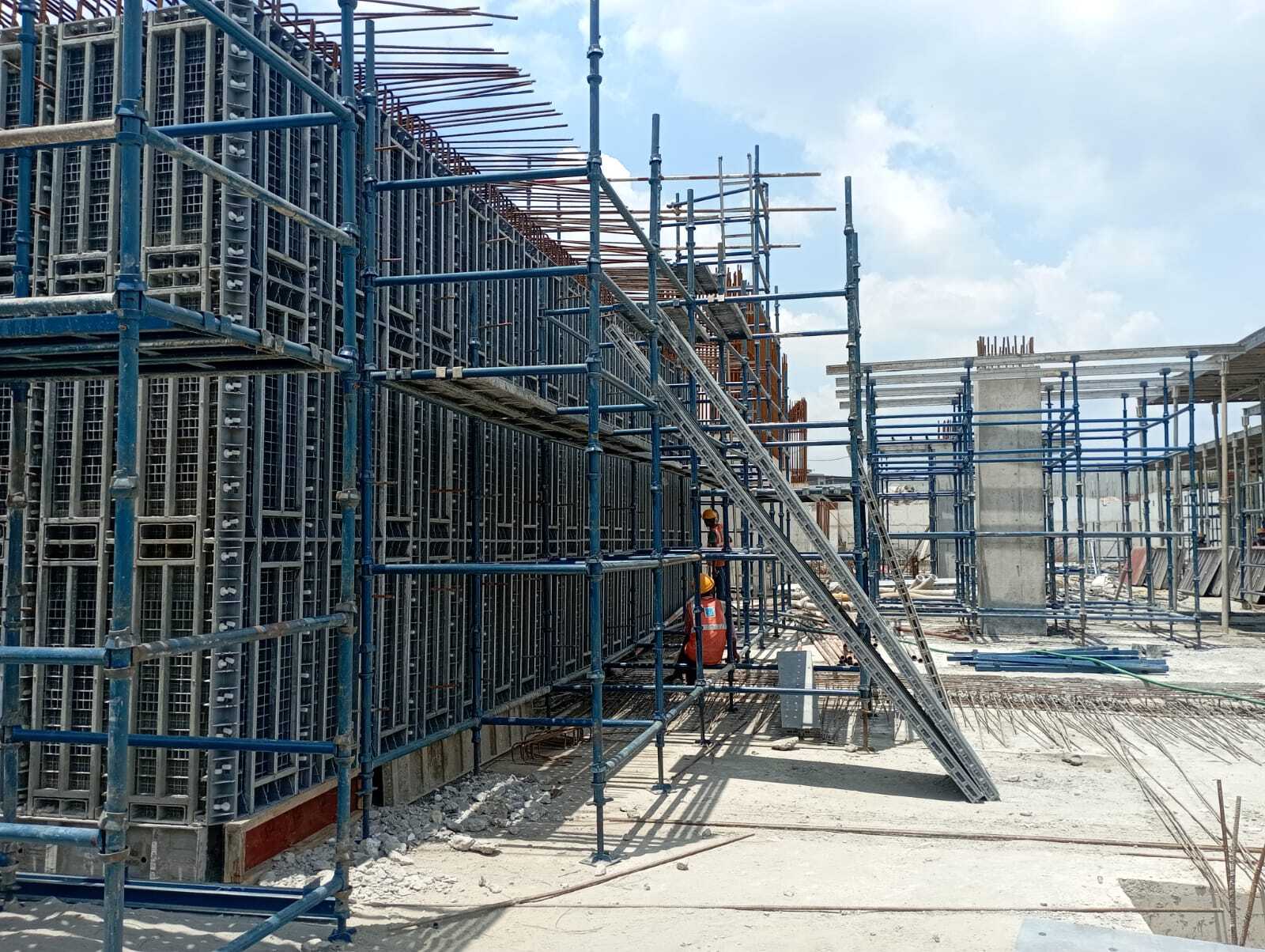 Plastic Shuttering Plate - Application: Concrete Column Forming at Best ...