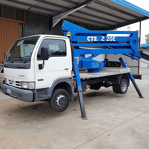 Truck Mounted Boom Lift at 800000.00 INR in Mumbai | Parekh Cranes And ...