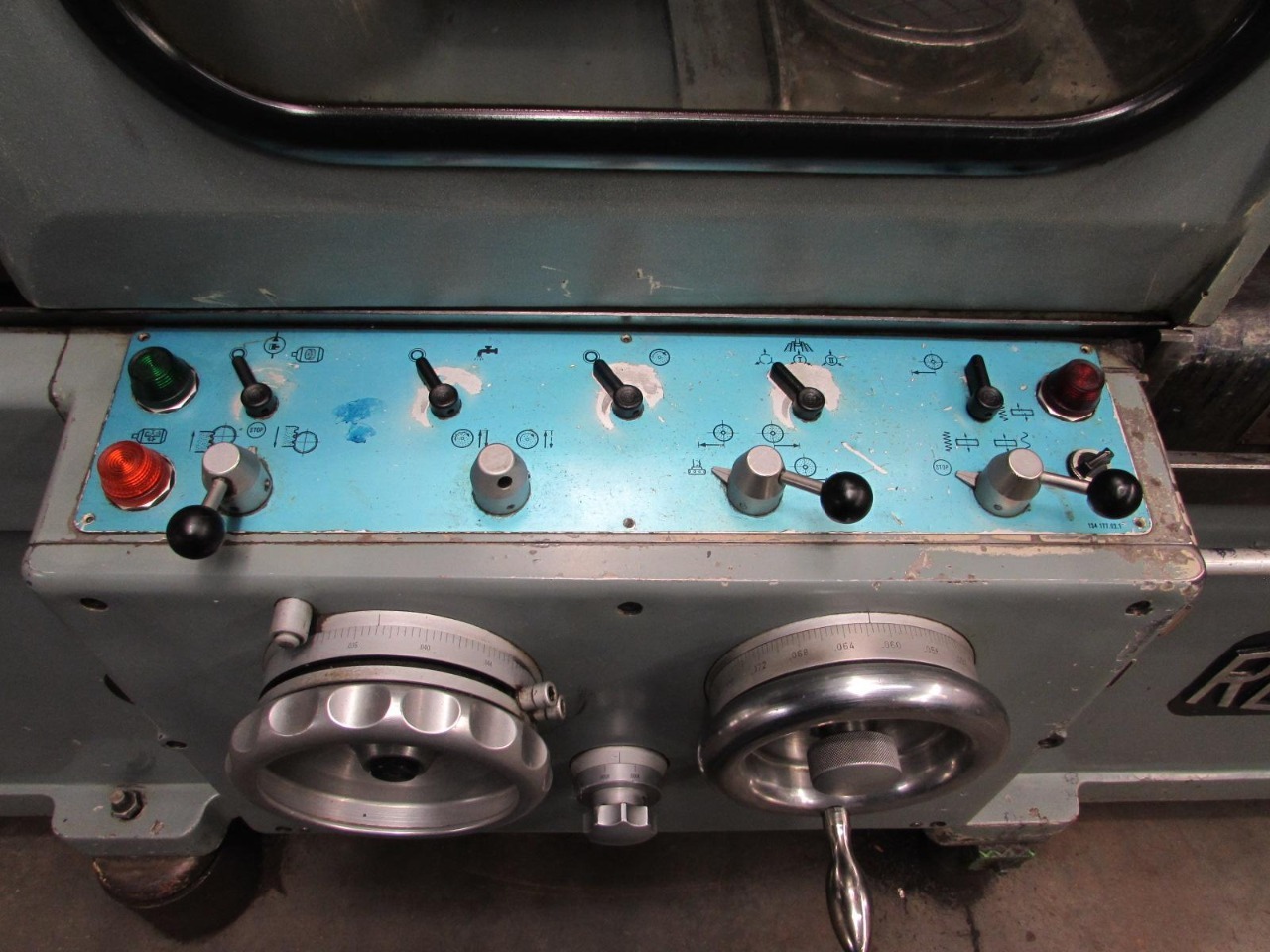Reishauer Zb Gear Grinding Machine - Robust Steel Build | Precision ...
