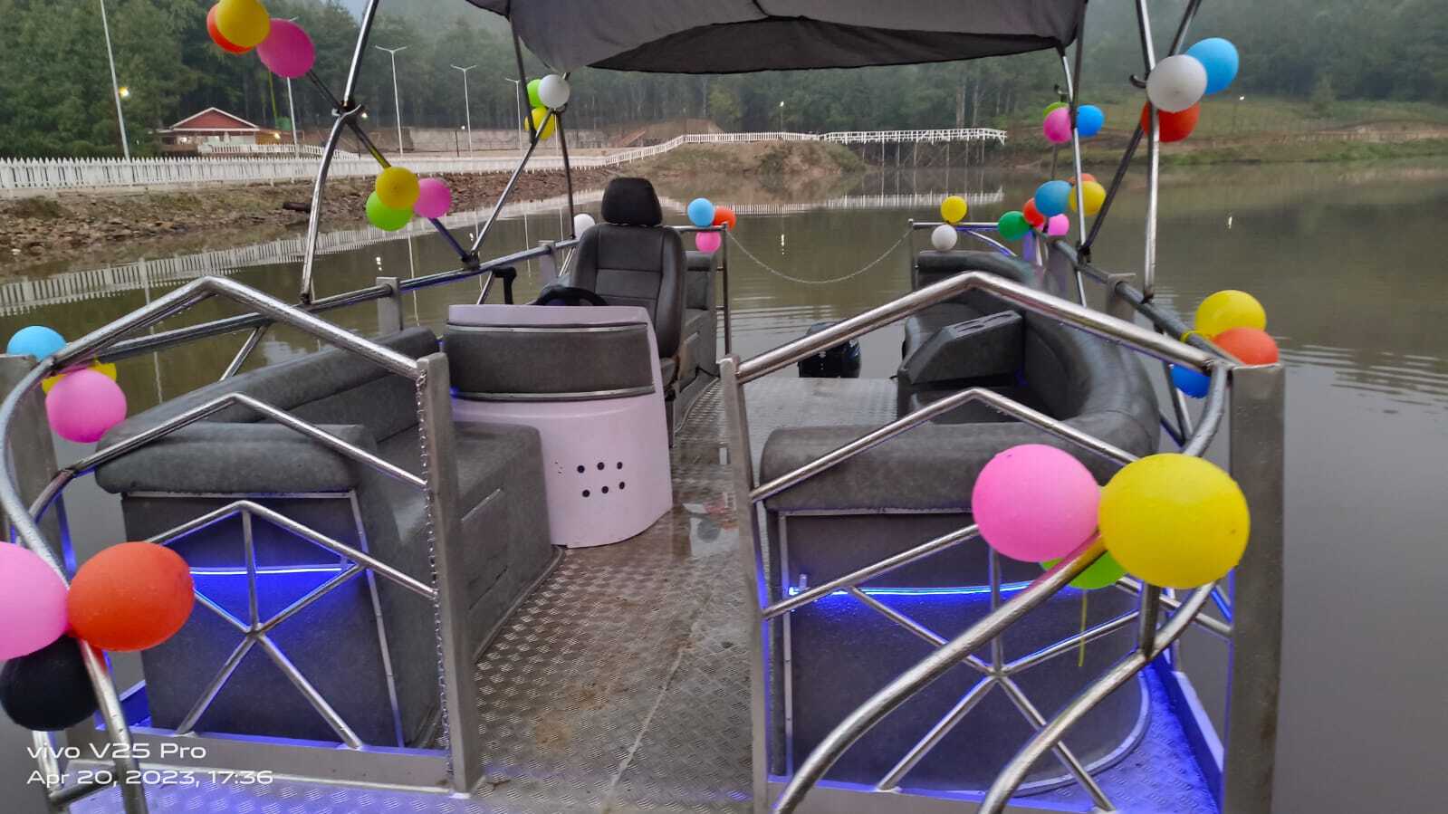 Aluminium Pantoon Boat at 1850000.00 INR in Kolkata, West Bengal ...