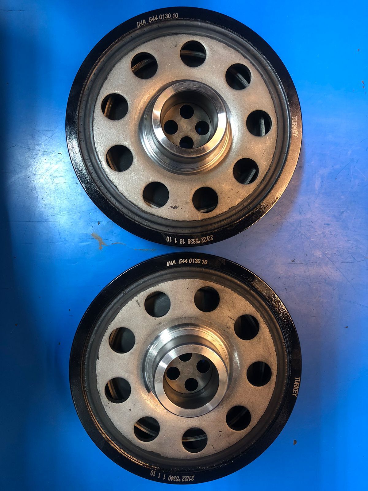 Bmw Crank Pulley Bmw Car Engine Pulley at 12000.00 INR at Best Price in ...