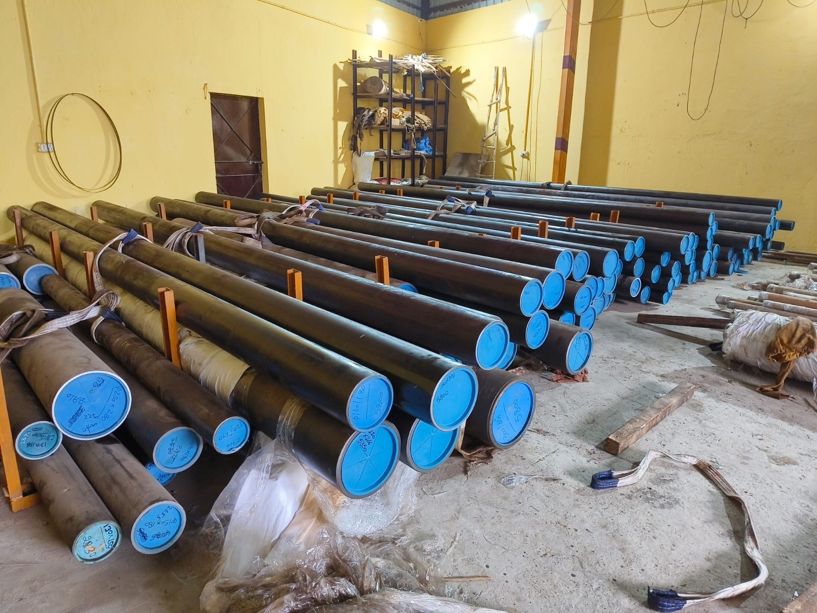 Hydraulic Honed Tube - St52 / E355 Material, 25mm To 300mm Id, 3-6 Meters Length, Black Outer ...