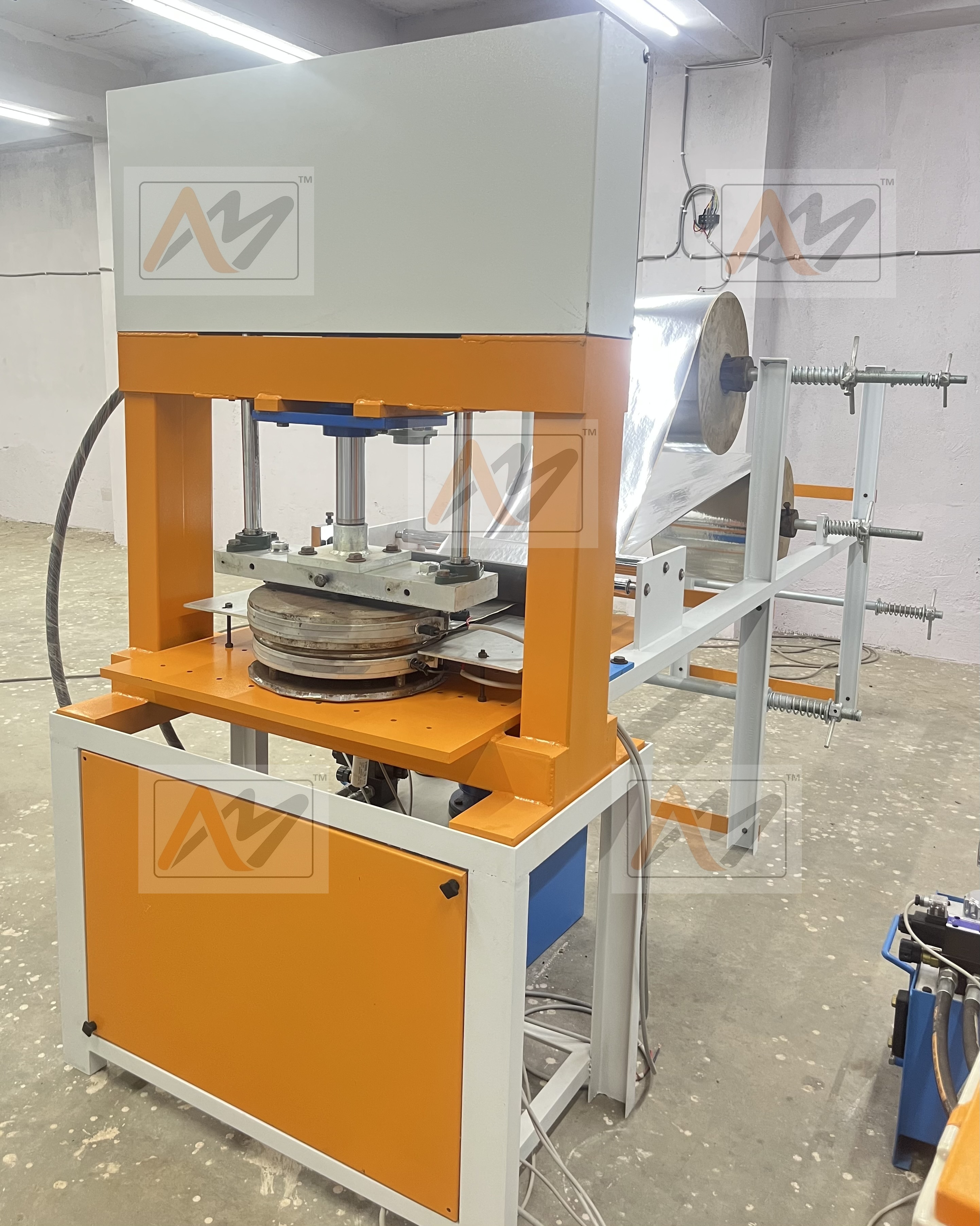 Paper Thali Making Machine at 110000.00 INR in Surat | Atmiya Manufacturing