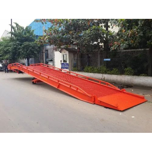 Hydraulic Mobile Ramp - Attributes: Durable at Best Price in Nagpur ...