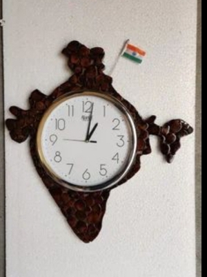 India Wooden Wall Clock at Best Price in Saharanpur | Afiya Big Shop
