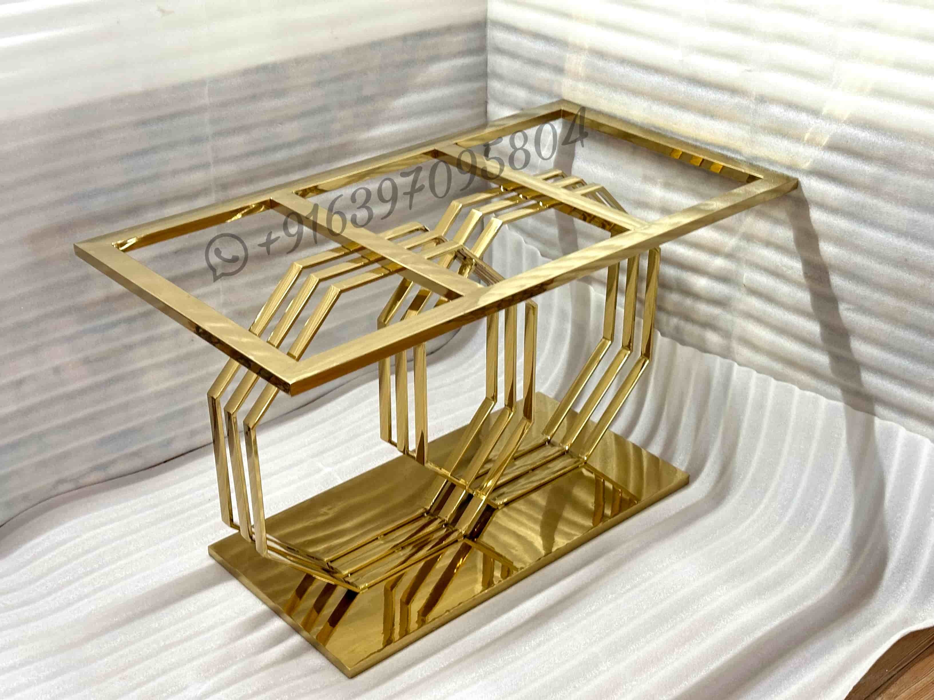 Steel Dining Frame at 36000.00 INR in Moradabad, Uttar Pradesh | Golden ...