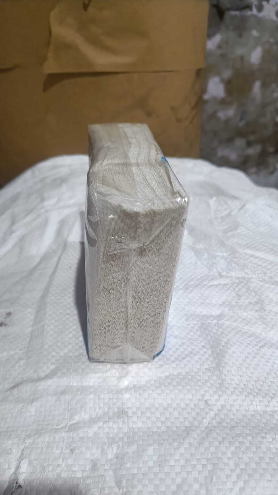 Hand Tissue Paper - Premium Paper Fibres, Single-use, Eco-friendly ...