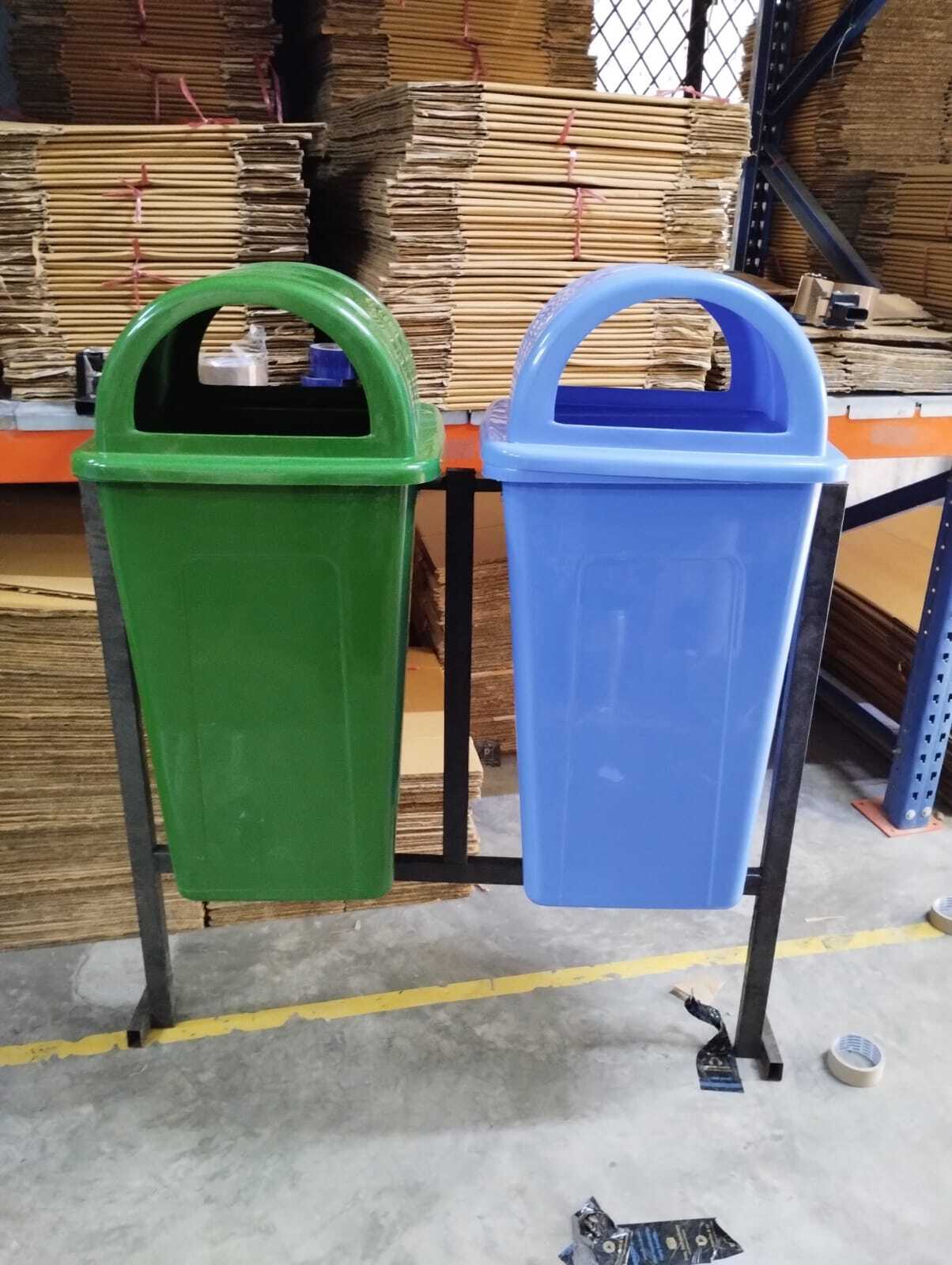 Outdoor Plastic Dustbin With Ms Stand at 2899.00 INR in New Delhi ...